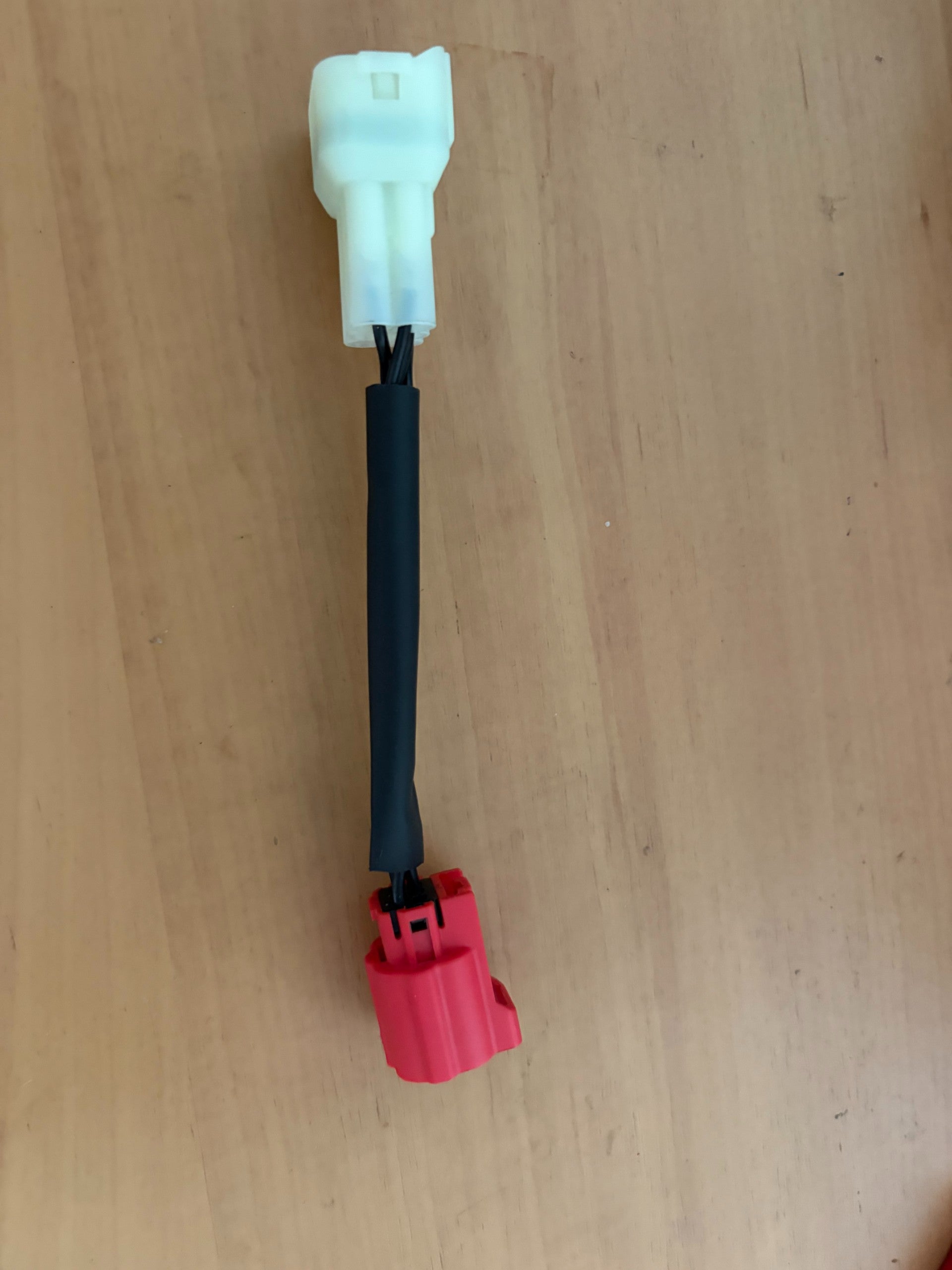 Euro 5 RED connector to Euro 4 WHITE connector adaptor cable Kev Mod ...